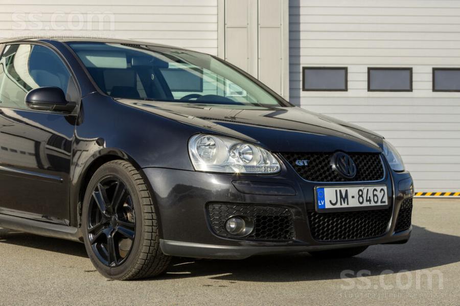 Melns Volkswagen Golf 2006 Rīga, ar dzinēja tilpumu 2.00 L un nobraukumu 299 tūkst. km par 2999 €, foto 3 vietnē AUTOMOTO.COM.LV