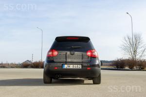 Melns Volkswagen Golf 2006 Rīga, ar dzinēja tilpumu 2.00 L un nobraukumu 299 tūkst. km par 2999 €, foto 8 vietnē AUTOMOTO.COM.LV