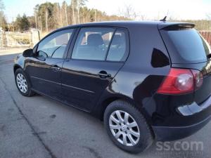 Melns Volkswagen Golf 2006 Rēzekne, ar dzinēja tilpumu 2.00 L un nobraukumu 255 tūkst. km par 2450 €, foto 5 vietnē AUTOMOTO.COM.LV