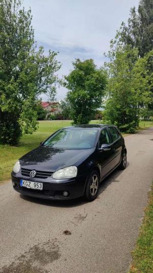 Black Volkswagen Golf 2006 in Sakiai, with an engine capacity of 1.90 L and mileage of 356 thousand km for 1500 €, photo  on AUTOMOTO.COM.LV