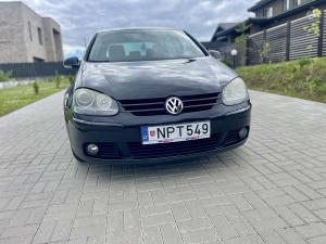 Melns Volkswagen Golf 2006 Viļņa, ar dzinēja tilpumu 1.60 L un nobraukumu 269 tūkst. km par 2200 €, foto 9 vietnē AUTOMOTO.COM.LV