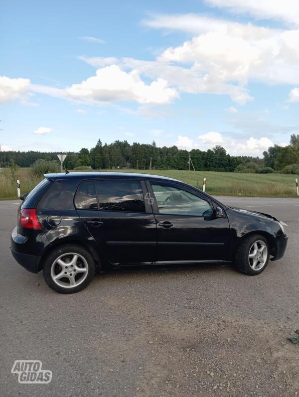 Melns Volkswagen Golf 2006 Kazlų Rūda, ar dzinēja tilpumu 1.90 L un nobraukumu 315 tūkst. km par 2150 €, foto 2 vietnē AUTOMOTO.COM.LV