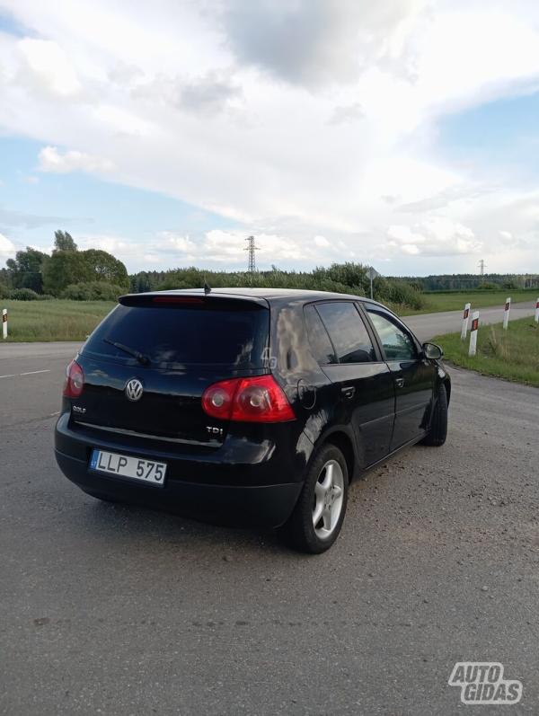 Melns Volkswagen Golf 2006 Kazlų Rūda, ar dzinēja tilpumu 1.90 L un nobraukumu 315 tūkst. km par 2150 €, foto 3 vietnē AUTOMOTO.COM.LV