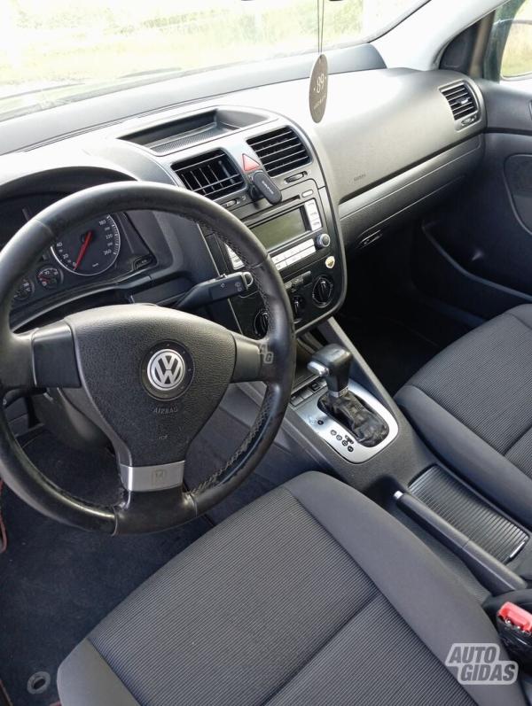 Melns Volkswagen Golf 2006 Kazlų Rūda, ar dzinēja tilpumu 1.90 L un nobraukumu 315 tūkst. km par 2150 €, foto 10 vietnē AUTOMOTO.COM.LV