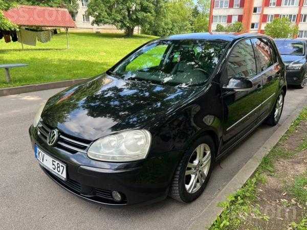 Black Volkswagen Golf 2006 in Tukums, with an engine capacity of 2.00 L and mileage of 299 thousand km for 3000 €, photo 7 on AUTOMOTO.COM.LV