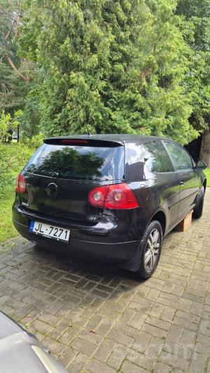 Melns Volkswagen Golf 2006 Talsi, ar dzinēja tilpumu 1.40 L un nobraukumu 233 tūkst. km par 1000 €, foto 5 vietnē AUTOMOTO.COM.LV
