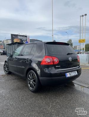 Black Volkswagen Golf 2006 in Vilnius, with an engine capacity of 1.90 L and mileage of 292 thousand km for 1600 €, photo 5 on AUTOMOTO.COM.LV