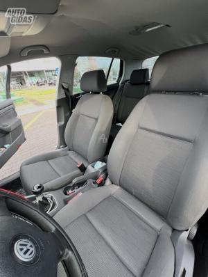 Black Volkswagen Golf 2006 in Vilnius, with an engine capacity of 1.90 L and mileage of 292 thousand km for 1600 €, photo 9 on AUTOMOTO.COM.LV