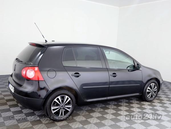 Black Volkswagen Golf 2006 in Tallinn, with an engine capacity of 1.60 L and mileage of 327 thousand km for 1199 €, photo 3 on AUTOMOTO.COM.LV