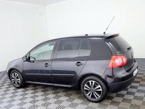 Black Volkswagen Golf 2006 in Tallinn, with an engine capacity of 1.60 L and mileage of 327 thousand km for 1199 €, photo 12 on AUTOMOTO.COM.LV