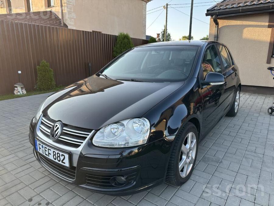 Melns Volkswagen Golf 2006 Daugavpils, ar dzinēja tilpumu 1.90 L un nobraukumu 253 tūkst. km par 2650 €, foto 1 vietnē AUTOMOTO.COM.LV