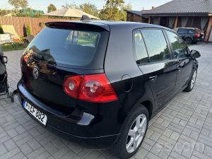 Melns Volkswagen Golf 2006 Daugavpils, ar dzinēja tilpumu 1.90 L un nobraukumu 253 tūkst. km par 2650 €, foto 6 vietnē AUTOMOTO.COM.LV