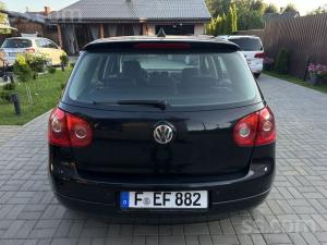 Melns Volkswagen Golf 2006 Daugavpils, ar dzinēja tilpumu 1.90 L un nobraukumu 253 tūkst. km par 2650 €, foto 7 vietnē AUTOMOTO.COM.LV