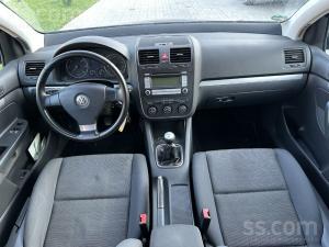 Melns Volkswagen Golf 2006 Daugavpils, ar dzinēja tilpumu 1.90 L un nobraukumu 253 tūkst. km par 2650 €, foto 18 vietnē AUTOMOTO.COM.LV