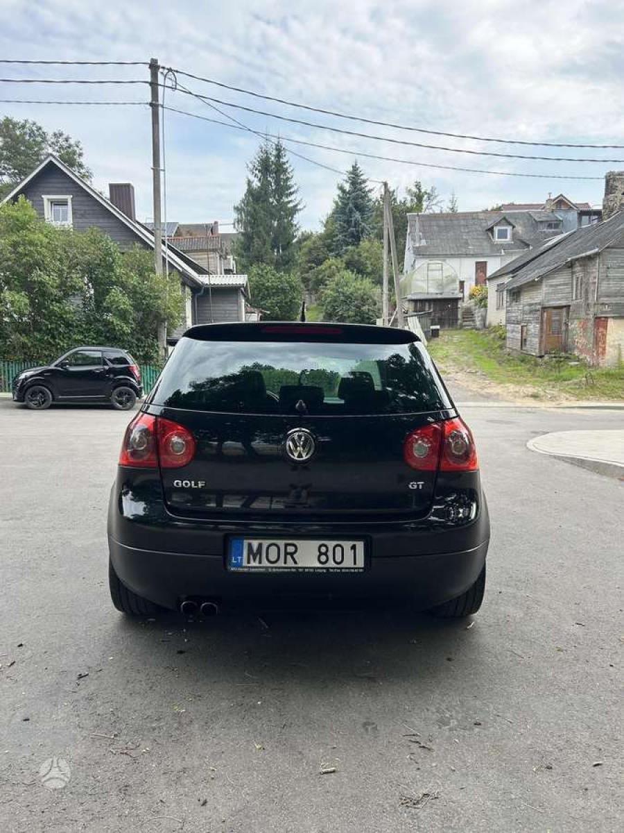 Melns Volkswagen Golf 2006 Viļņa, ar dzinēja tilpumu 1.97 L un nobraukumu 241 tūkst. km par 3400 €, foto 6 vietnē AUTOMOTO.COM.LV