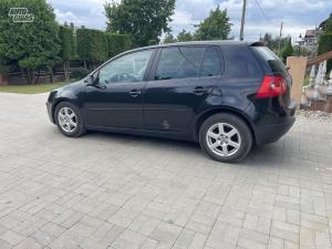 Melns Volkswagen Golf 2006 Viļņa, ar dzinēja tilpumu 1.60 L un nobraukumu 269 tūkst. km par 1800 €, foto 6 vietnē AUTOMOTO.COM.LV