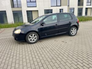 Melns Volkswagen Golf 2006 Viļņa, ar dzinēja tilpumu 1.60 L un nobraukumu 269 tūkst. km par 1900 €, foto 6 vietnē AUTOMOTO.COM.LV