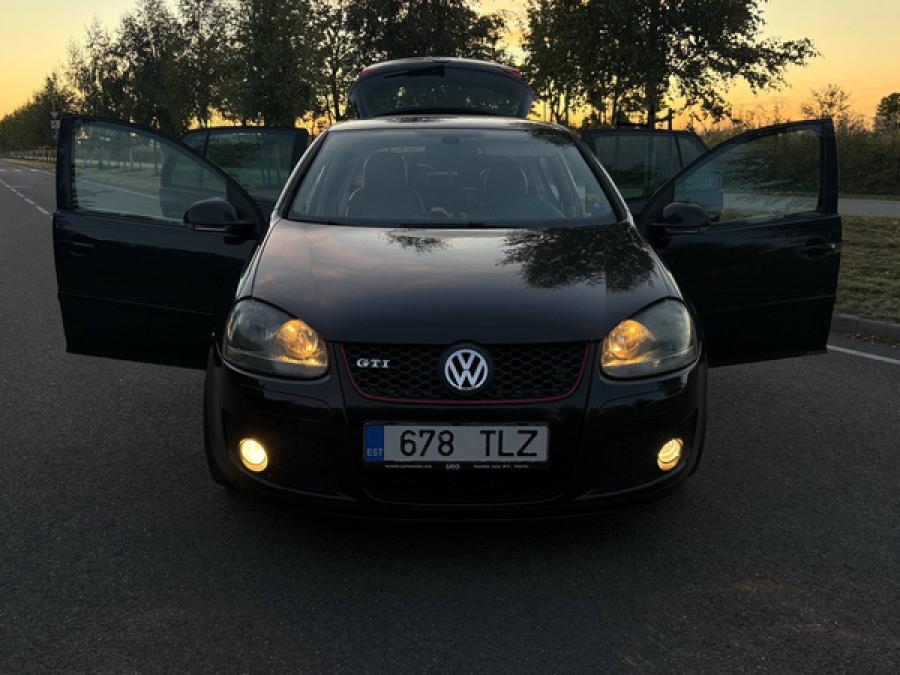 Black Volkswagen Golf 2006 in Tallinn, with an engine capacity of 2.00 L and mileage of 359 thousand km for 4900 €, photo 8 on AUTOMOTO.COM.LV