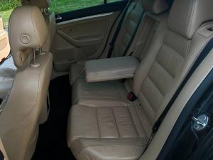 Black Volkswagen Golf 2006 in Tallinn, with an engine capacity of 2.00 L and mileage of 359 thousand km for 4900 €, photo 22 on AUTOMOTO.COM.LV