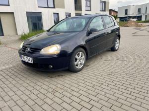 Melns Volkswagen Golf 2006 Viļņa, ar dzinēja tilpumu 1.60 L un nobraukumu 269 tūkst. km par 1950 €, foto  vietnē AUTOMOTO.COM.LV