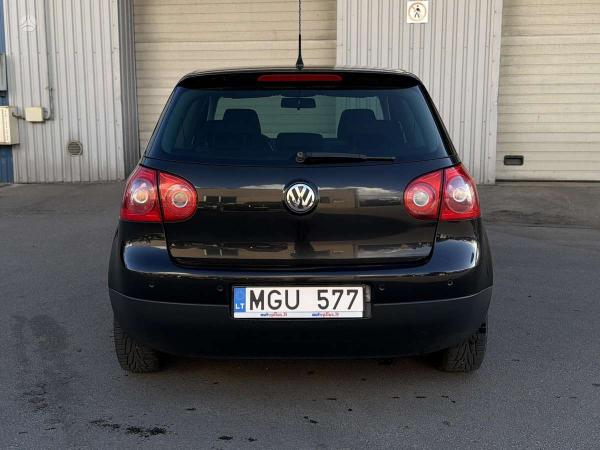 Melns Volkswagen Golf 2006 Kretinga, ar dzinēja tilpumu 1.90 L un nobraukumu 303 tūkst. km par 1850 €, foto 5 vietnē AUTOMOTO.COM.LV
