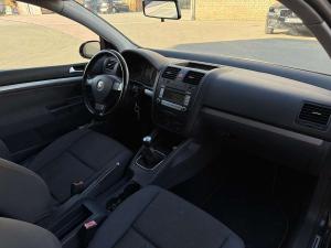 Melns Volkswagen Golf 2006 Kretinga, ar dzinēja tilpumu 1.90 L un nobraukumu 303 tūkst. km par 1850 €, foto 8 vietnē AUTOMOTO.COM.LV