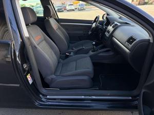 Melns Volkswagen Golf 2006 Kretinga, ar dzinēja tilpumu 1.90 L un nobraukumu 303 tūkst. km par 1850 €, foto 14 vietnē AUTOMOTO.COM.LV