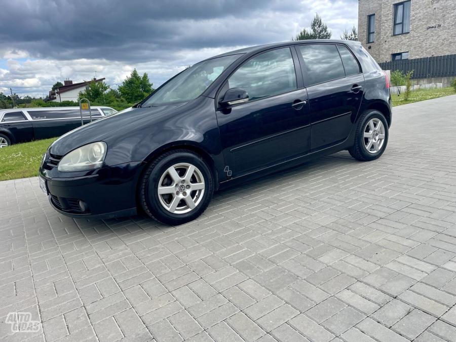 Melns Volkswagen Golf 2006 Viļņa, ar dzinēja tilpumu 1.60 L un nobraukumu 269 tūkst. km par 1900 €, foto 6 vietnē AUTOMOTO.COM.LV