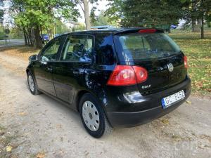 Melns Volkswagen Golf 2006 Jelgava, ar dzinēja tilpumu 1.40 L un nobraukumu 198 tūkst. km par 1650 €, foto 8 vietnē AUTOMOTO.COM.LV