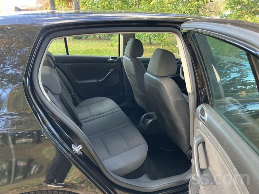 Melns Volkswagen Golf 2006 Jelgava, ar dzinēja tilpumu 1.40 L un nobraukumu 198 tūkst. km par 1650 €, foto 14 vietnē AUTOMOTO.COM.LV