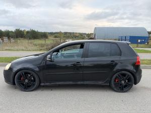 Melns Volkswagen Golf 2006 Ukmergė, ar dzinēja tilpumu 2.00 L un nobraukumu 341 tūkst. km par 1650 €, foto 3 vietnē AUTOMOTO.COM.LV