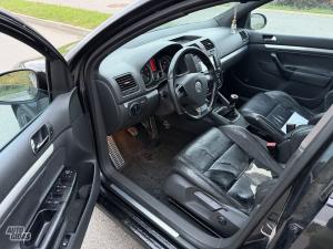 Melns Volkswagen Golf 2006 Ukmergė, ar dzinēja tilpumu 2.00 L un nobraukumu 341 tūkst. km par 1650 €, foto 10 vietnē AUTOMOTO.COM.LV