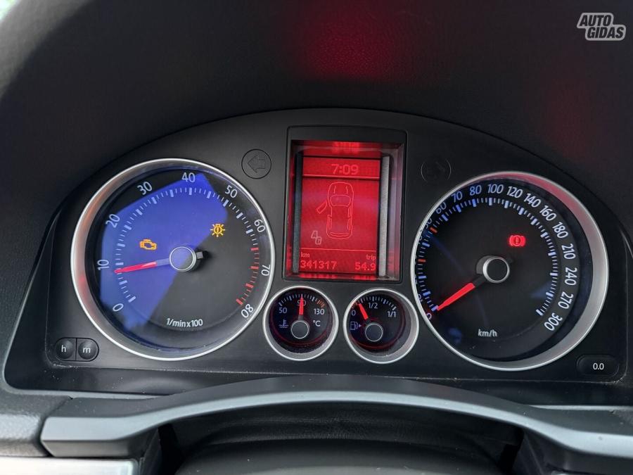 Melns Volkswagen Golf 2006 Ukmergė, ar dzinēja tilpumu 2.00 L un nobraukumu 341 tūkst. km par 1650 €, foto 13 vietnē AUTOMOTO.COM.LV