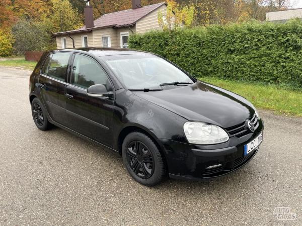 Black Volkswagen Golf 2006 in Alytus, with an engine capacity of 1.40 L and mileage of 224 thousand km for 1350 €, photo 3 on AUTOMOTO.COM.LV