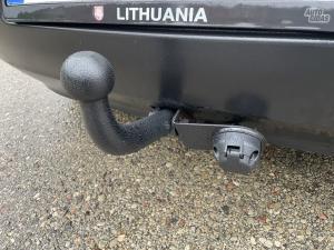 Black Volkswagen Golf 2006 in Alytus, with an engine capacity of 1.40 L and mileage of 224 thousand km for 1350 €, photo 9 on AUTOMOTO.COM.LV