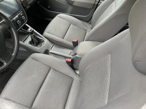 Black Volkswagen Golf 2006 in Alytus, with an engine capacity of 1.40 L and mileage of 224 thousand km for 1350 €, photo 13 on AUTOMOTO.COM.LV