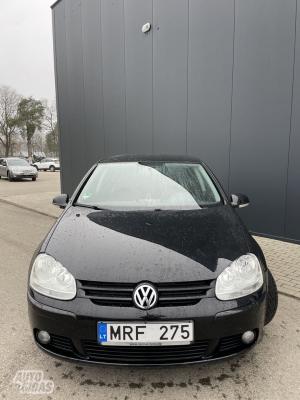 Melns Volkswagen Golf 2007 Alīta, ar dzinēja tilpumu 1.40 L un nobraukumu 254 tūkst. km par 2400 €, foto 3 vietnē AUTOMOTO.COM.LV