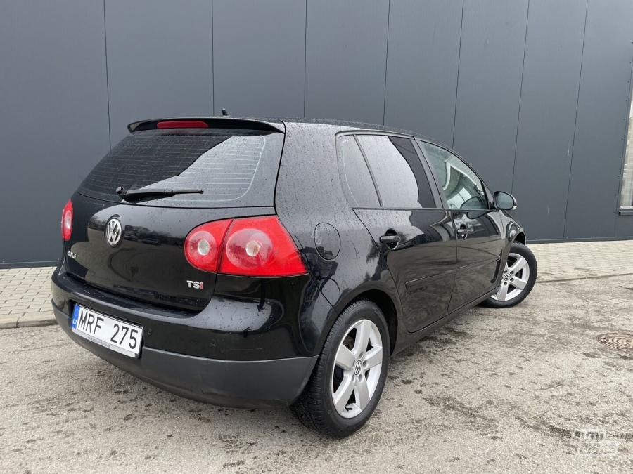 Melns Volkswagen Golf 2007 Alīta, ar dzinēja tilpumu 1.40 L un nobraukumu 254 tūkst. km par 2400 €, foto 9 vietnē AUTOMOTO.COM.LV