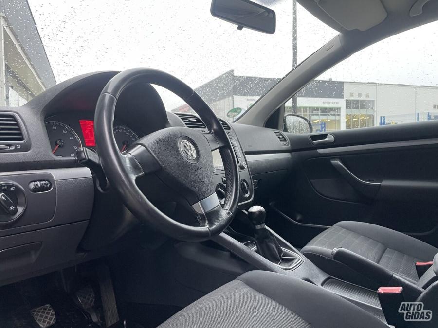 Melns Volkswagen Golf 2007 Alīta, ar dzinēja tilpumu 1.40 L un nobraukumu 254 tūkst. km par 2400 €, foto 13 vietnē AUTOMOTO.COM.LV