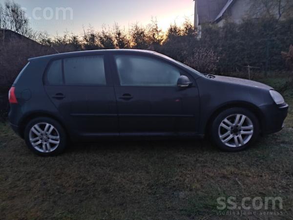 Black Volkswagen Golf 2007 in Jelgava, with an engine capacity of 1.80 L and mileage of 266 thousand km for 3500 €, photo 1 on AUTOMOTO.COM.LV