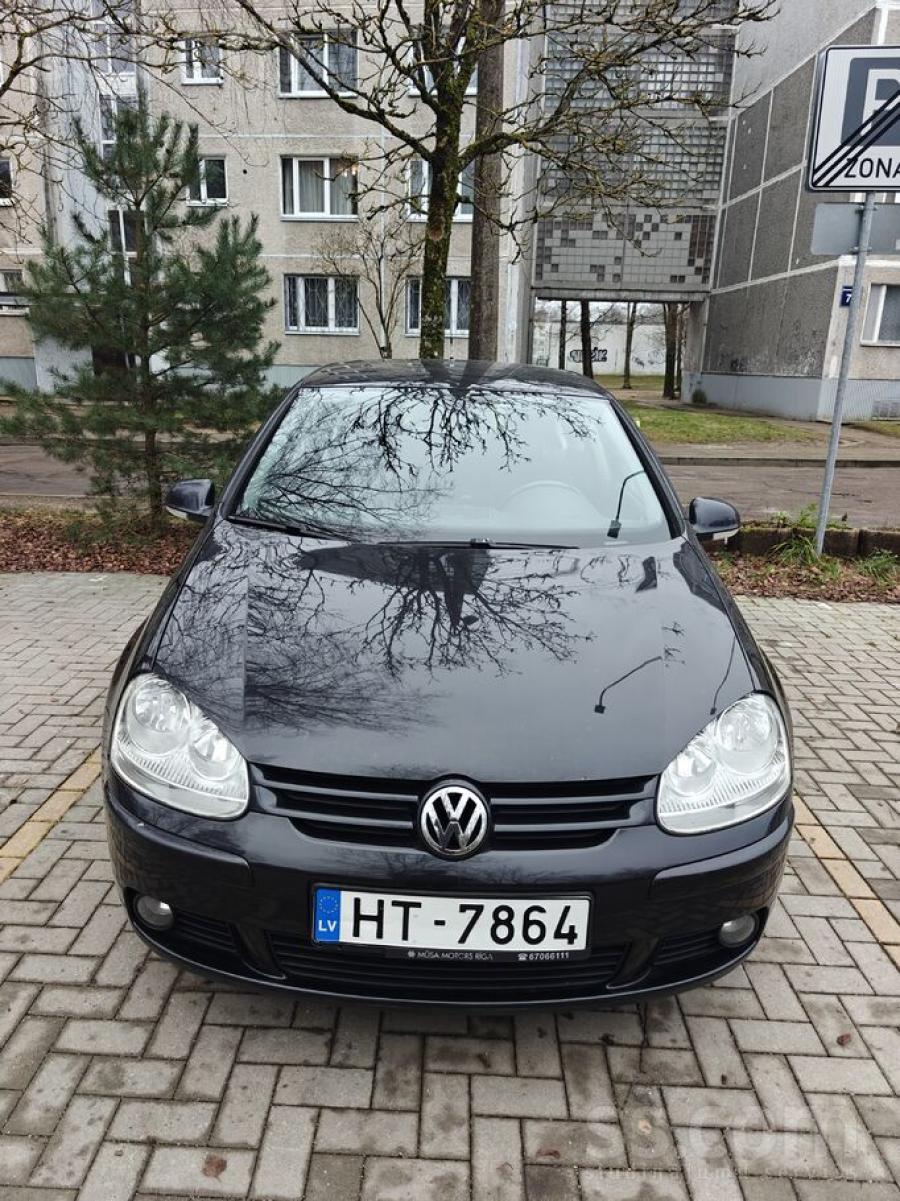 Black Volkswagen Golf 2007 in Riga, with an engine capacity of 1.90 L and mileage of 192 thousand km for 2400 €, photo 1 on AUTOMOTO.COM.LV