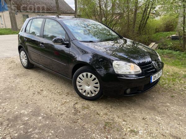 Melns Volkswagen Golf 2007 Ludza, ar dzinēja tilpumu 1.90 L un nobraukumu 0 tūkst. km par 3400 €, foto 3 vietnē AUTOMOTO.COM.LV