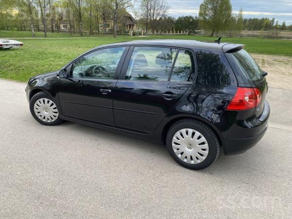 Melns Volkswagen Golf 2007 Ludza, ar dzinēja tilpumu 1.90 L un nobraukumu 0 tūkst. km par 3400 €, foto 6 vietnē AUTOMOTO.COM.LV