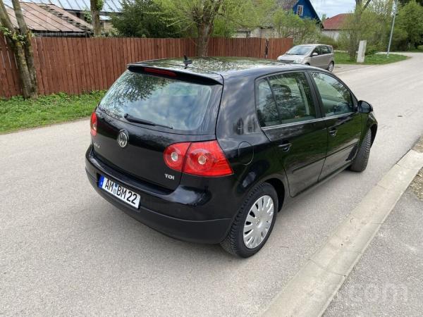 Melns Volkswagen Golf 2007 Ludza, ar dzinēja tilpumu 1.90 L un nobraukumu 0 tūkst. km par 3400 €, foto 7 vietnē AUTOMOTO.COM.LV