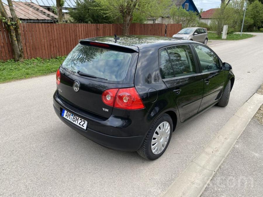 Black Volkswagen Golf 2007 in Ludza, with an engine capacity of 1.90 L and mileage of 0 thousand km for 3400 €, photo 7 on AUTOMOTO.COM.LV
