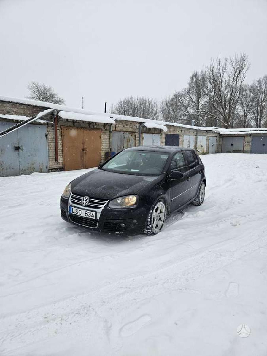 Melns Volkswagen Golf 2007 Trakai, ar dzinēja tilpumu 2.00 L un nobraukumu 31 tūkst. km par 2000 €, foto 8 vietnē AUTOMOTO.COM.LV