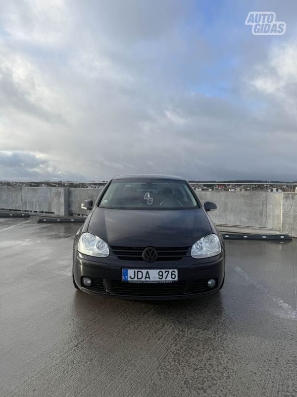 Black Volkswagen Golf 2007 in Vilnius, with an engine capacity of 1.90 L and mileage of 300 thousand km for 1600 €, photo 2 on AUTOMOTO.COM.LV