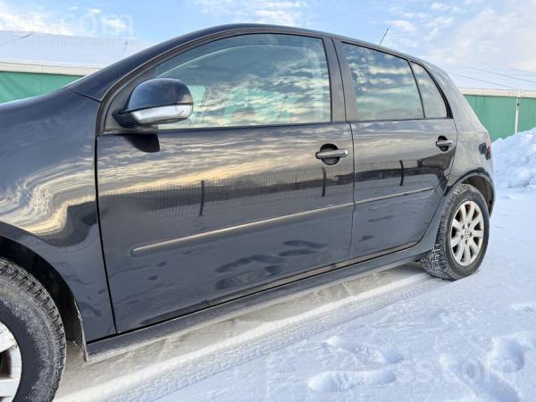 Melns Volkswagen Golf 2007 Rīga, ar dzinēja tilpumu 1.90 L un nobraukumu 311 tūkst. km par 2290 €, foto 5 vietnē AUTOMOTO.COM.LV