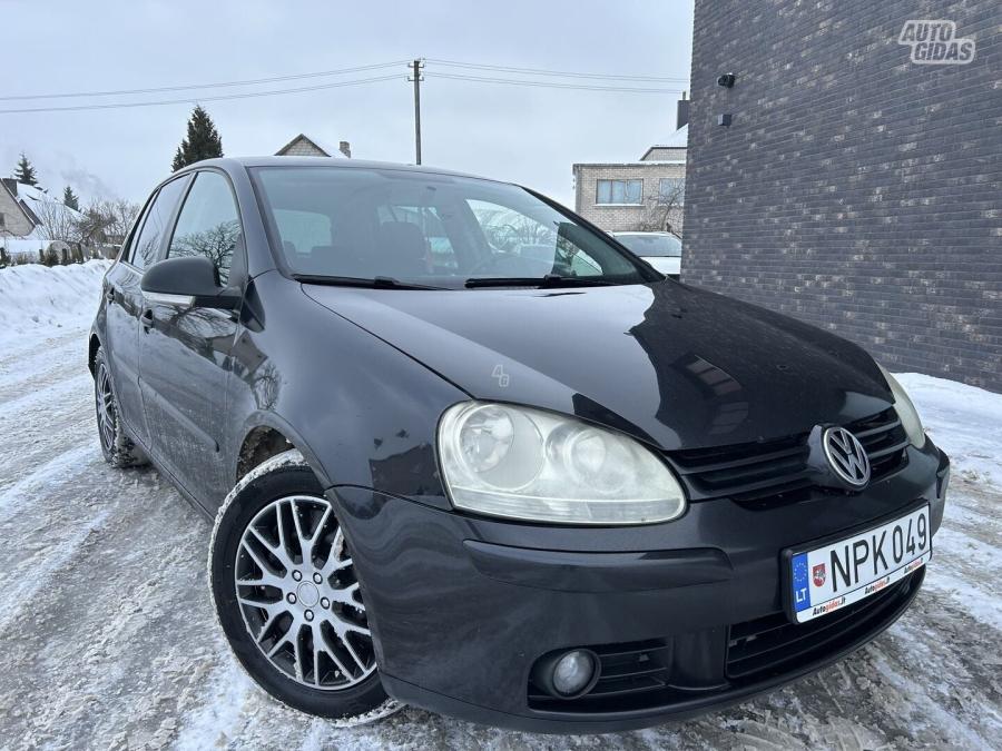 Melns Volkswagen Golf 2007 Kauņa, ar dzinēja tilpumu 1.90 L un nobraukumu 370 tūkst. km par 2250 €, foto 5 vietnē AUTOMOTO.COM.LV
