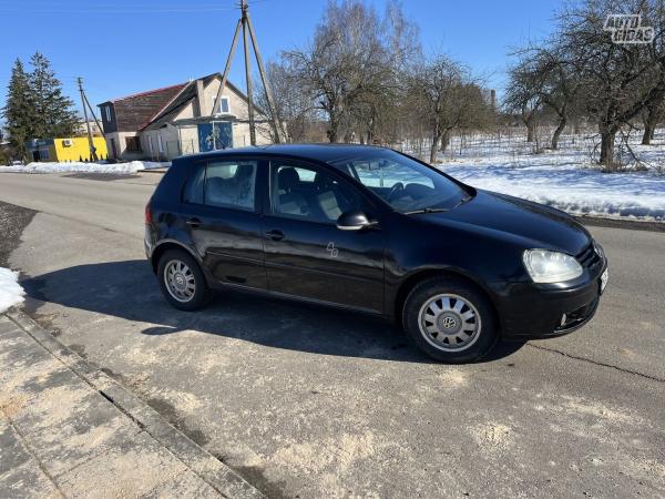 Melns Volkswagen Golf 2007 Ukmergė, ar dzinēja tilpumu 1.90 L un nobraukumu 312 tūkst. km par 1100 €, foto 5 vietnē AUTOMOTO.COM.LV